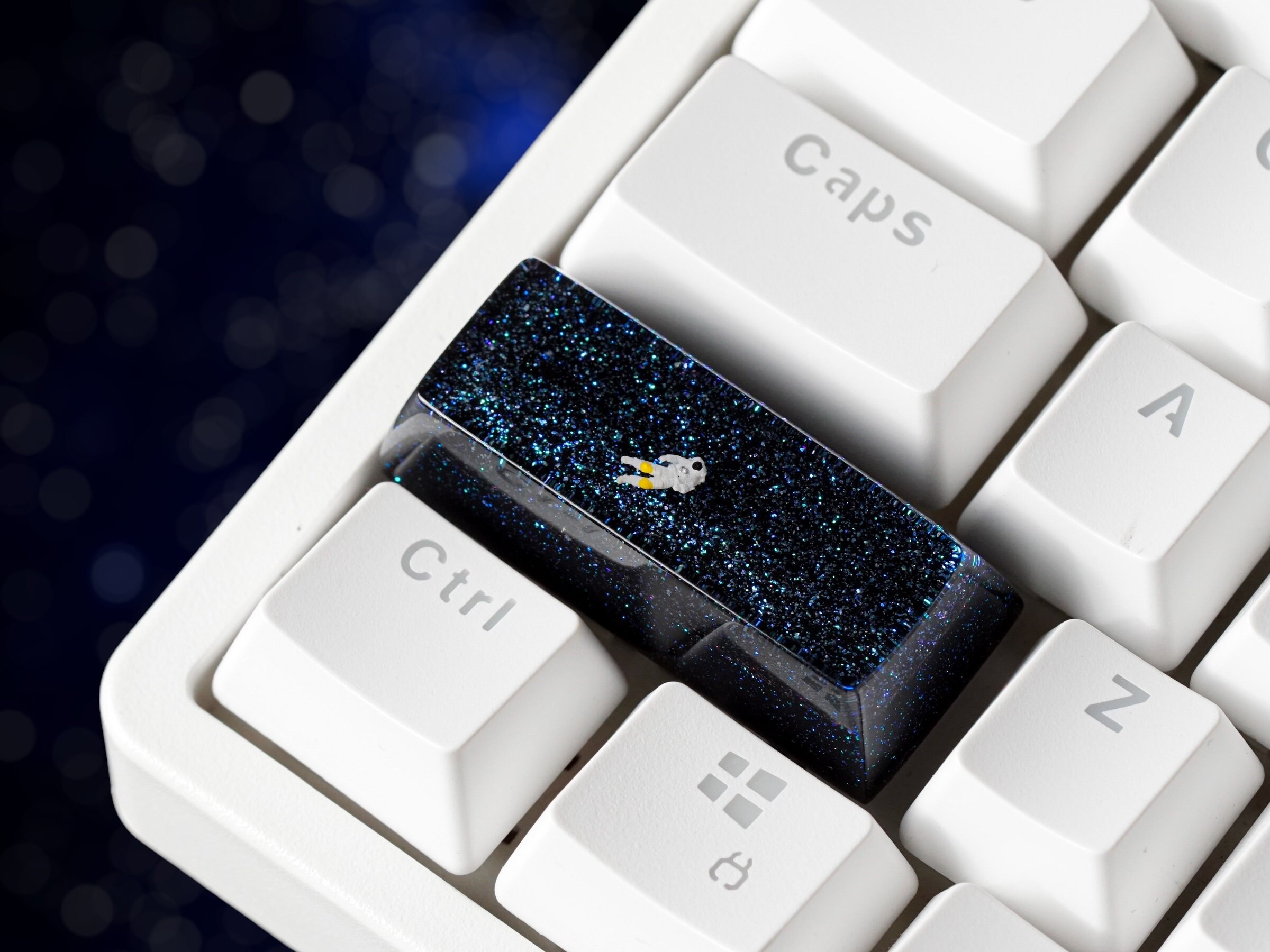 Astronaut Keycap, Ctrl/Alt Keycap, Galaxy Keycap, Universe Keycap ...